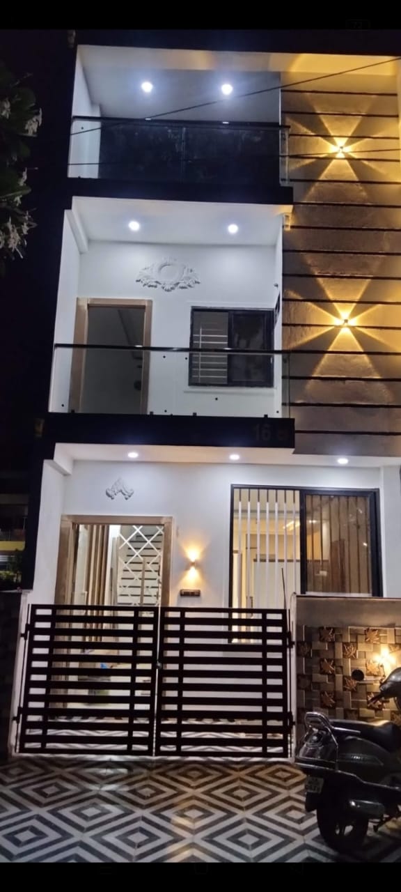 Resale 2 Bedroom 800 Sq.Ft. Independent House in Dev Nagar Indore - 7456125