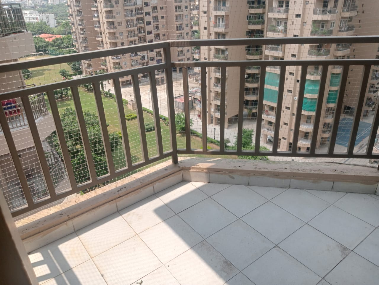 Rental 3 Bedroom 1850 Sq.Ft. Apartment in Ardee City Palm Grove Heights ...