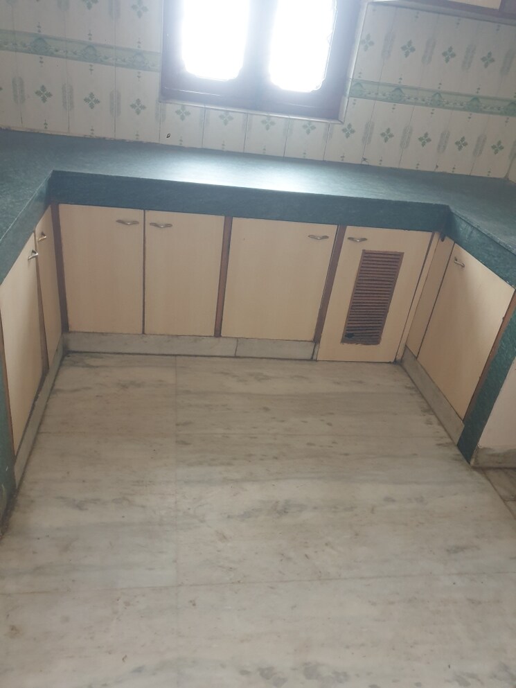 Rental 3 Bedroom 1850 Sq.Ft. Independent House in Sector 16 Faridabad ...
