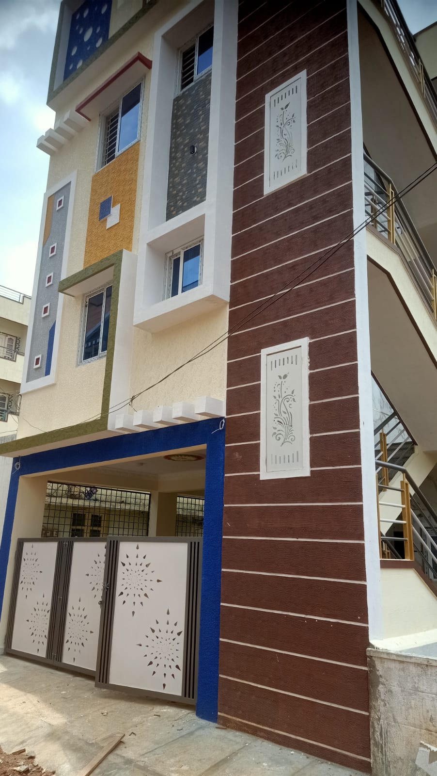 Resale 2 Bedroom 600 Sq.Ft. Independent House in Devara Jeevanahalli ...
