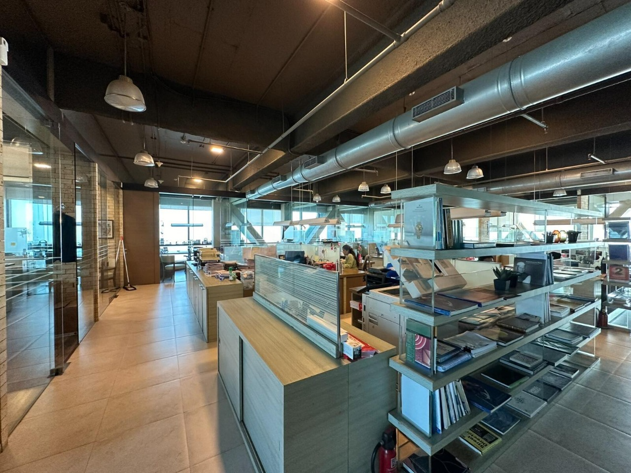 Rental Commercial Office Space 4900 Sq.Ft. in Sunshine Tower Dadar ...