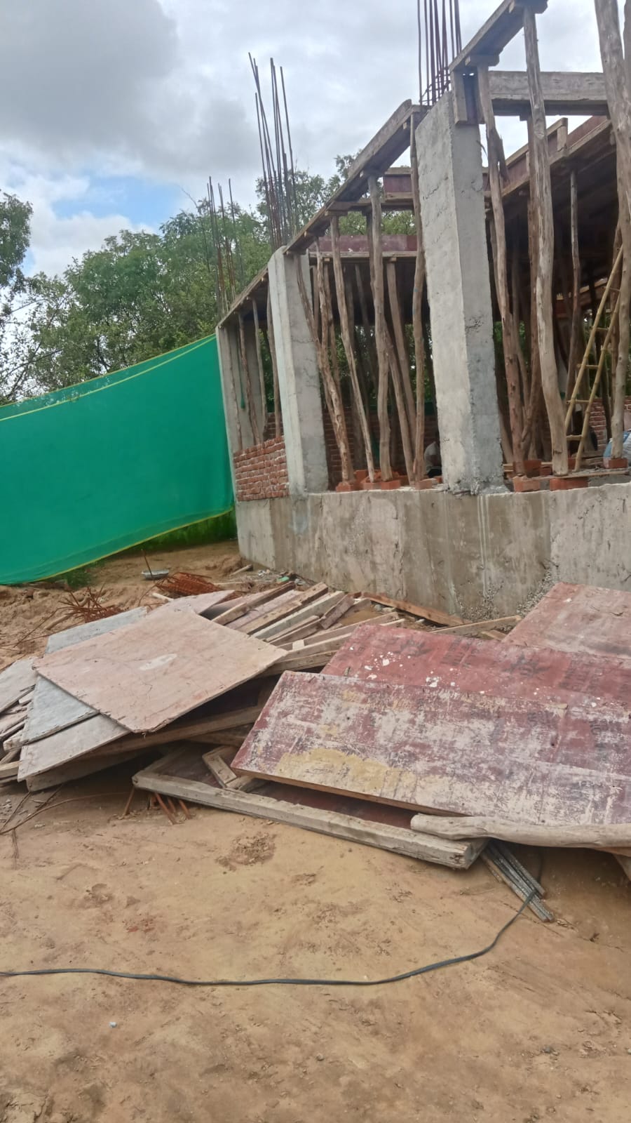 Resale 3 Bedroom 1755 Sq.Ft. Villa in Greater Noida West Greater Noida ...