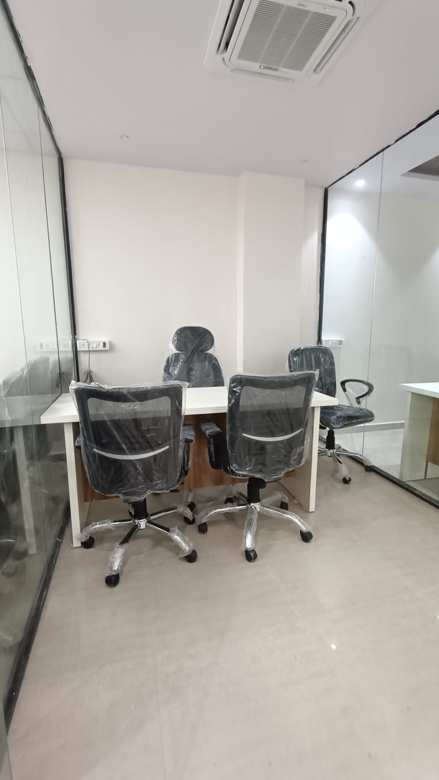 Rental Commercial Office Space 860 Sq.Ft. in Vishwa Plan S Business ...