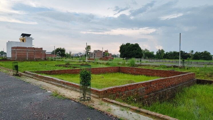 Resale 1000 Sq.Ft. Plot in Kisan Path Lucknow - 7621517