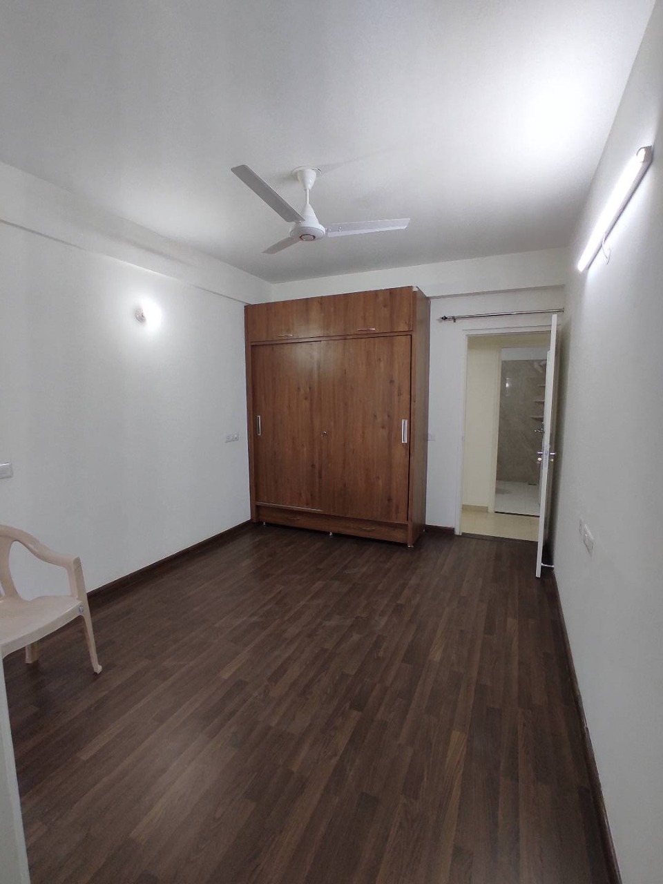Rental 3 Bedroom 1353 Sq.Ft. Apartment in Sushma Joynest MOH, Bir Chhat ...