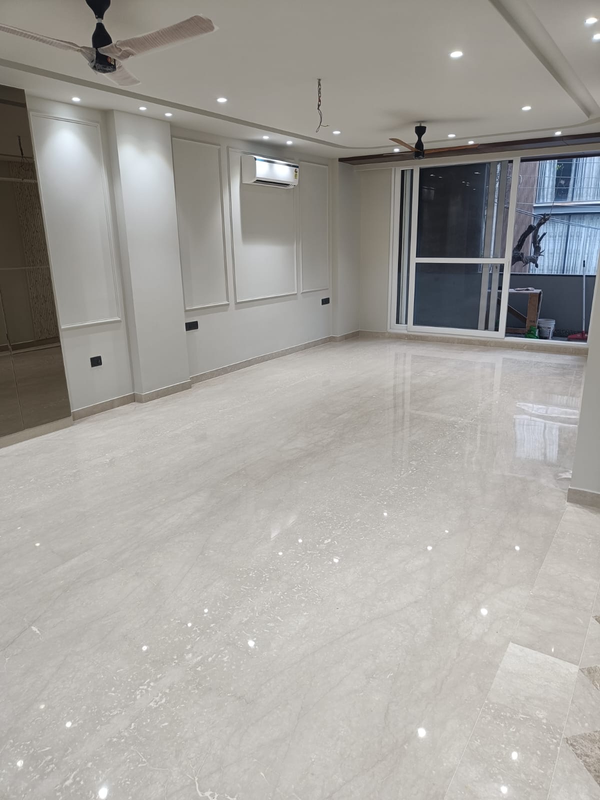 Resale 3.5 Bedroom 1620 Sq.Ft. Builder Floor in Anant Raj The Estate ...