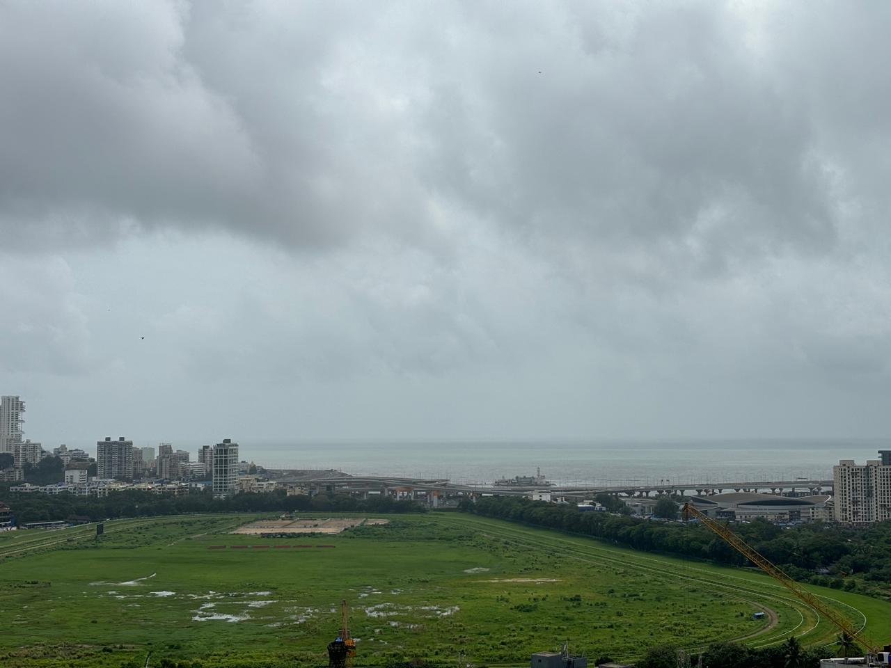 Resale 3.5 Bedroom 2200 Sq.Ft. Apartment in Lokhandwala Minerva ...