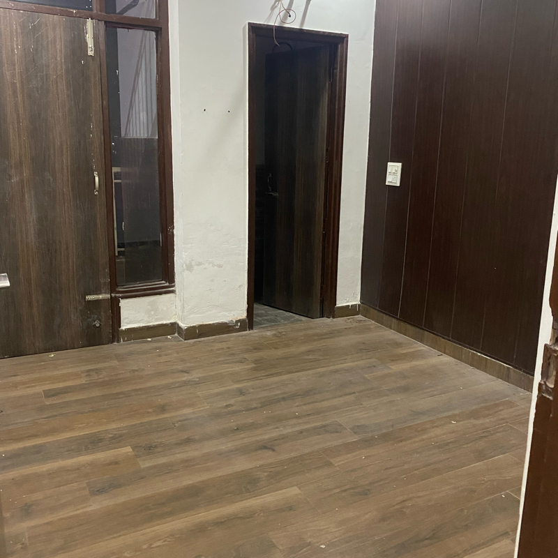 Rental 3 Bedroom 1125 Sq.Ft. Apartment in Lake View Complex, Kishanpura ...