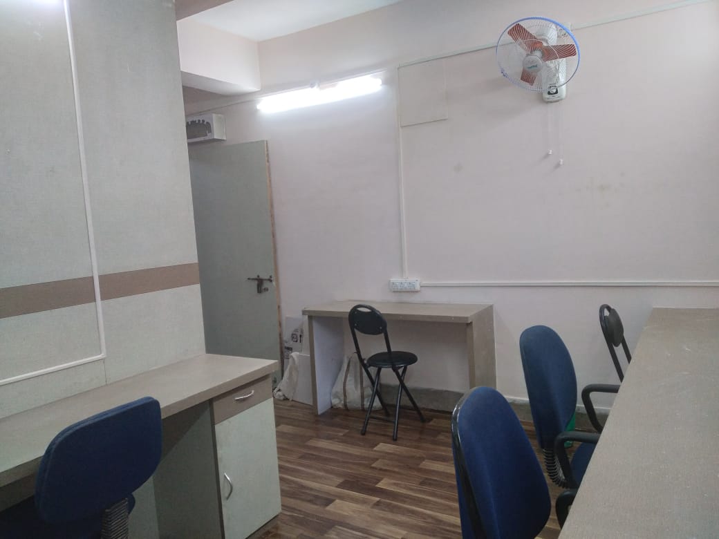 Rental Commercial Office Space 260 Sq.Ft. in Esplanade Kolkata - 7767566