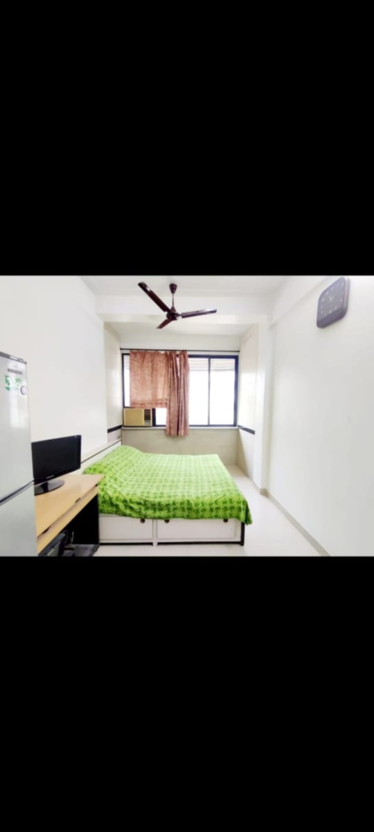 Pg for Boys & Girls, Hostels in Bandra West, Mumbai - 7770332