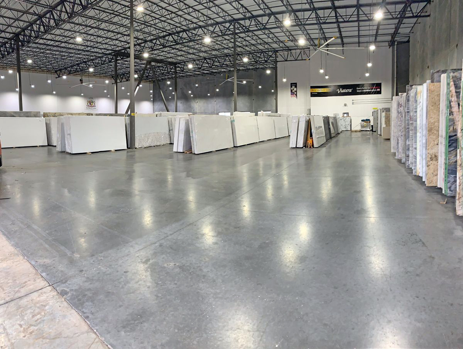 Rental Commercial Warehouse 9000 Sq.Ft. in Mayapuri Delhi - 7770750