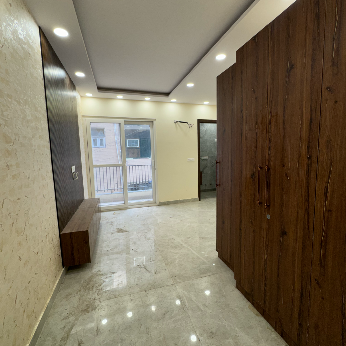 392+ 3 BHK Flats for sale near Gyan Jyoti Modern School, Vishnu Garden ...