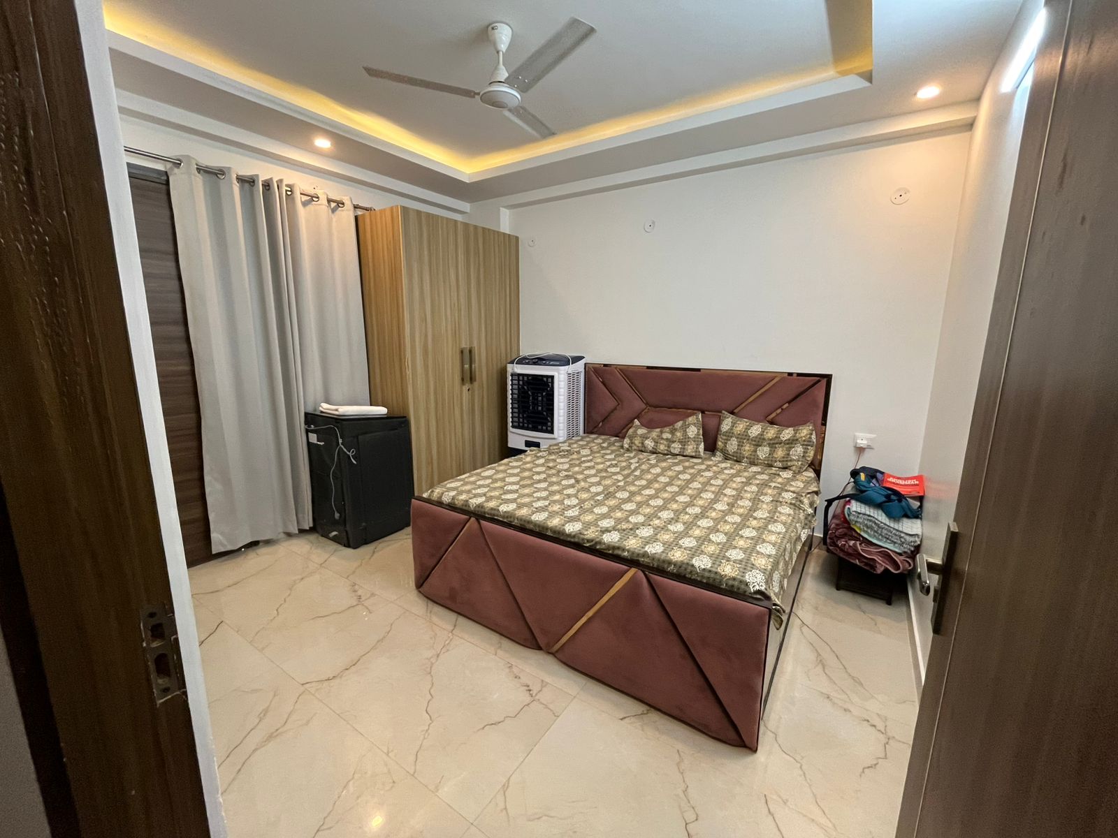 Rental 1 RK 350 Sq.Ft. Independent House in Sector 29 Noida - 7780566