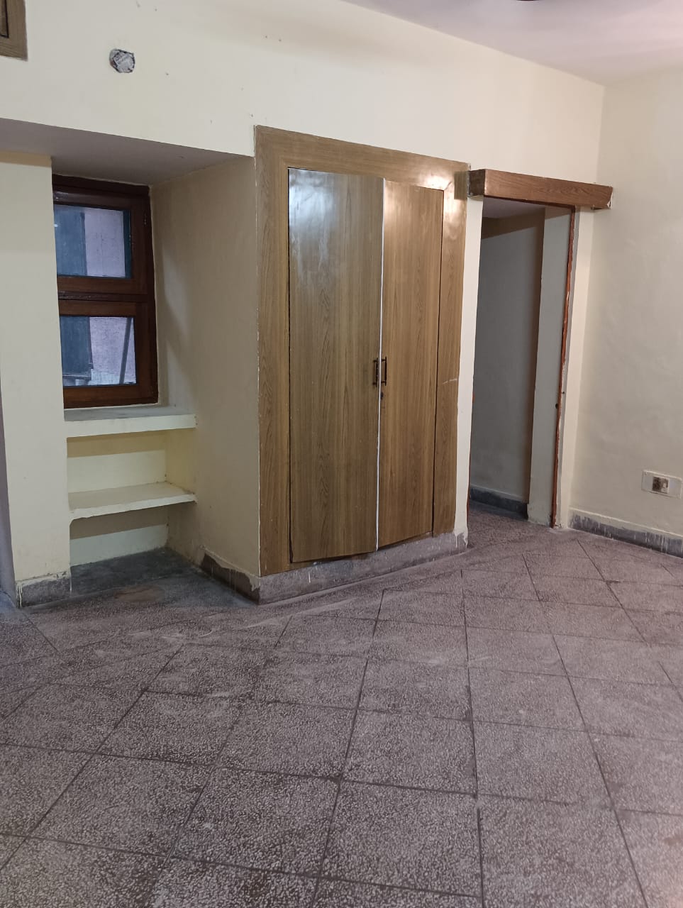 Rental 1.5 Bedroom 750 Sq.Ft. Independent House in RWA Apartments ...