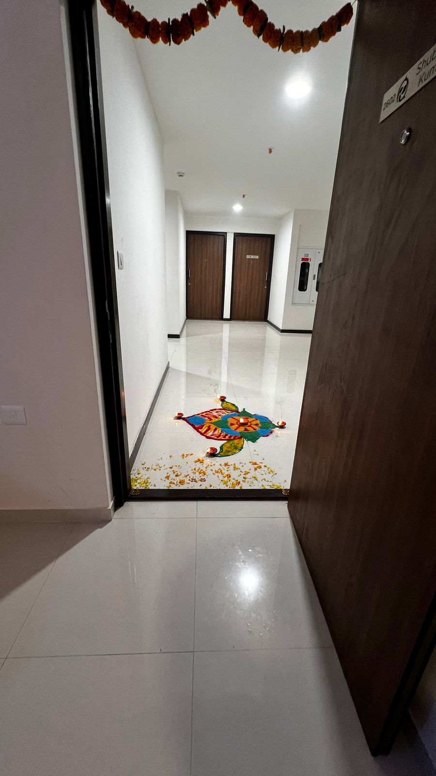 Rental 3 Bedroom 1230 Sq.Ft. Penthouse in Evershine Millenium Paradise ...