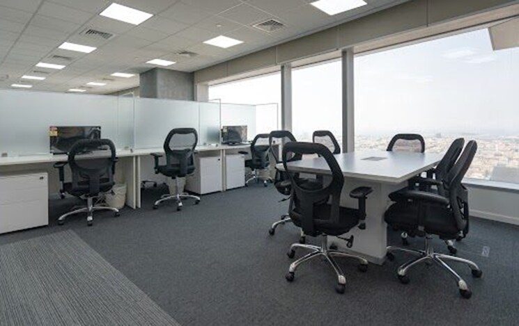 Rental Commercial Office Space 1200 Sq.Ft. in Trade World, Lower Parel ...