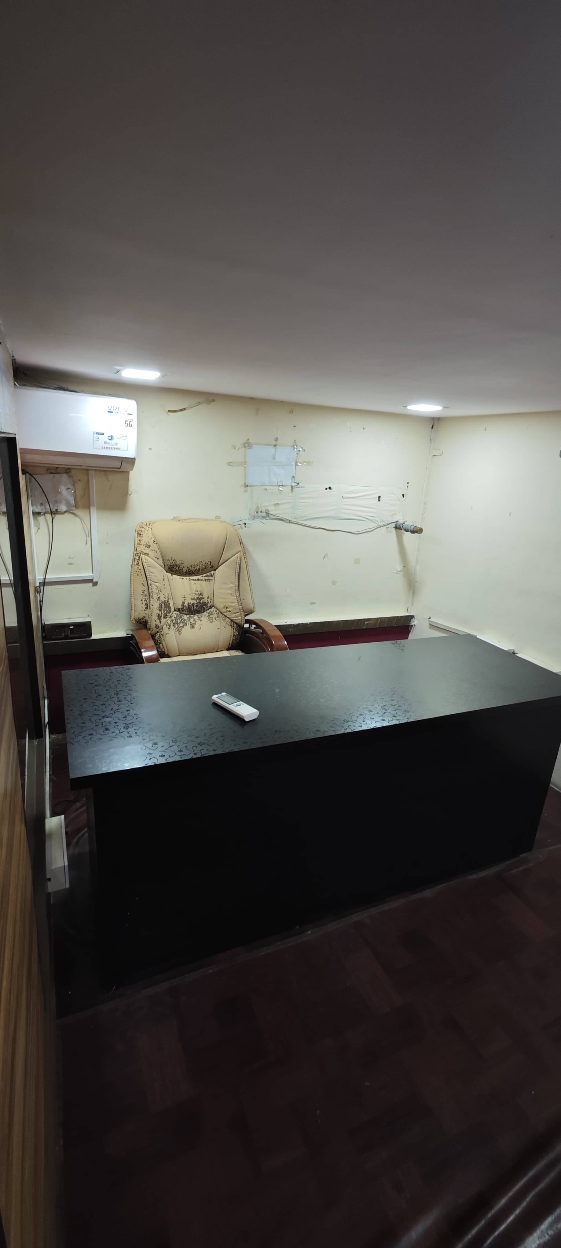 Rental Commercial Office Space 212 Sq.Ft. in Haware Fantasia, Sector 28 ...