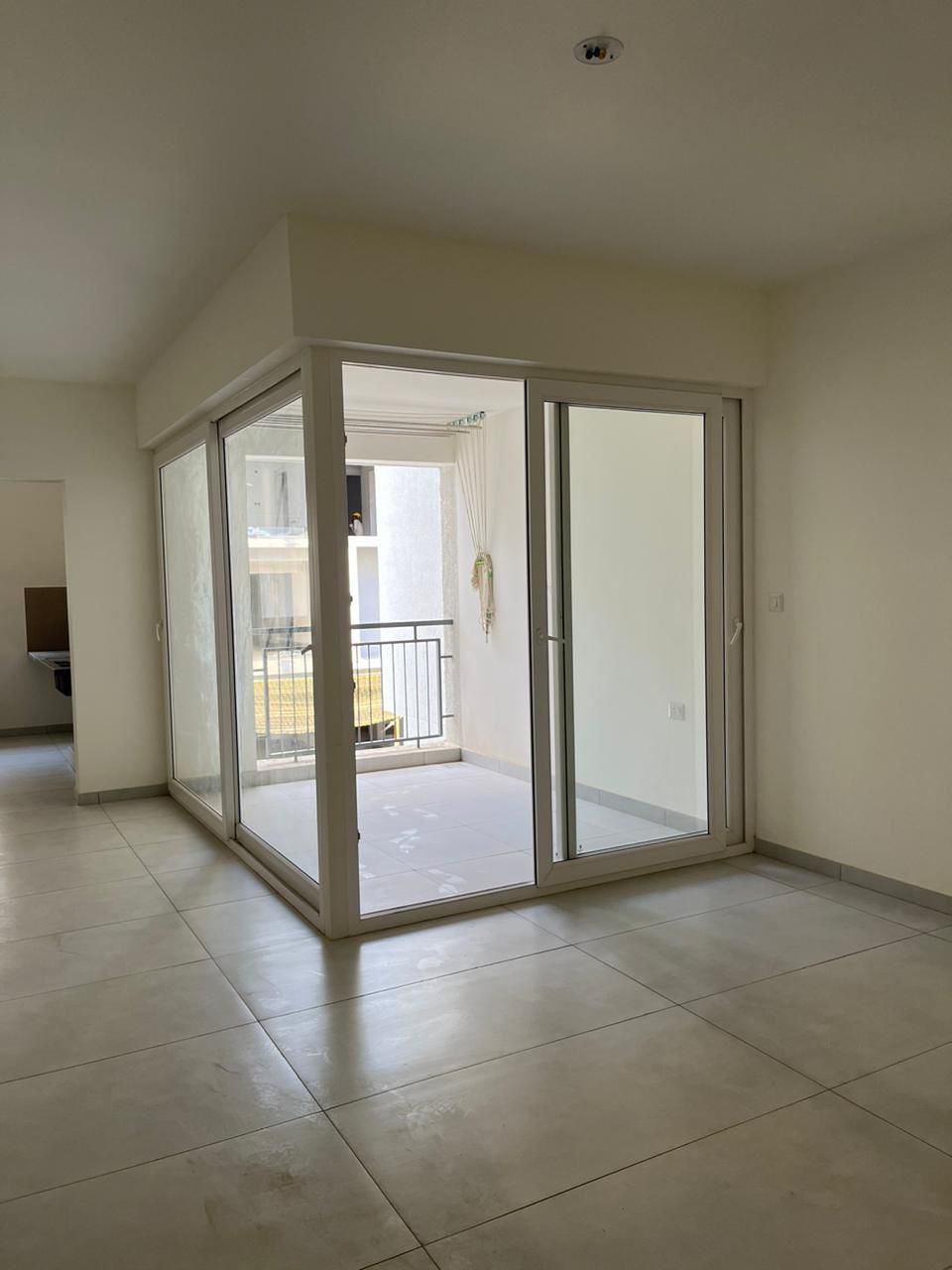 Rental 1 Bedroom 650 Sq.Ft. Apartment in Prestige Finsbury Park Hyde ...