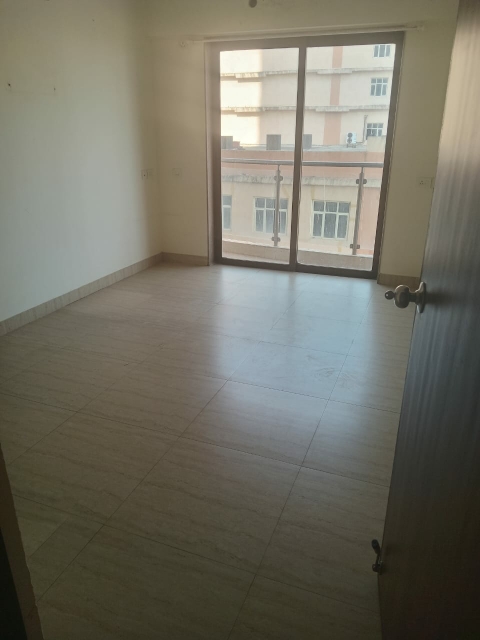 Rental 3 Bedroom 1300 Sq.Ft. Apartment in HDIL Metropolis Residences ...