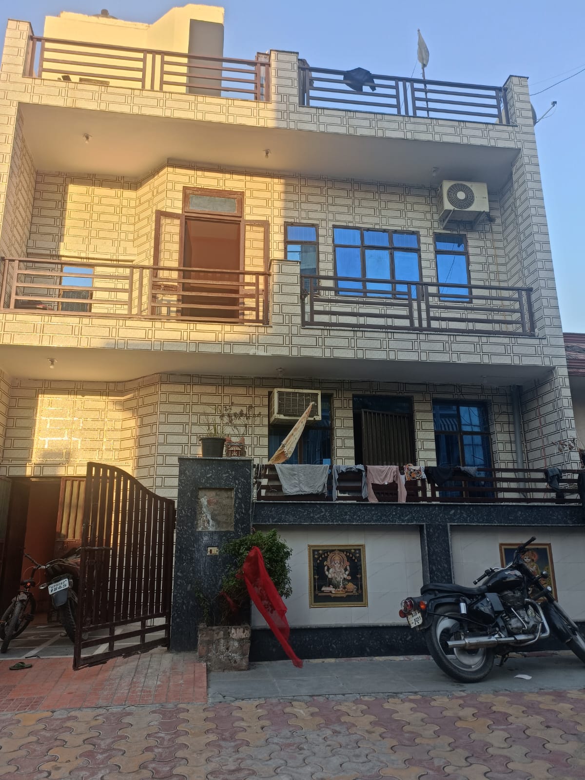 Resale 4 Bedroom 120 Sq.Mt. Independent House in Upsidc Site B Greater ...