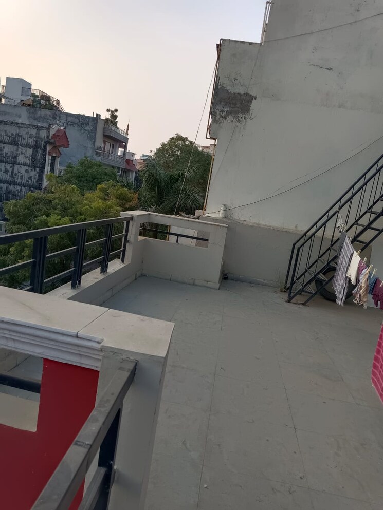 Rental 3 Bedroom 1123 Sq.Ft. Apartment in Sector 50 Noida - 7944951