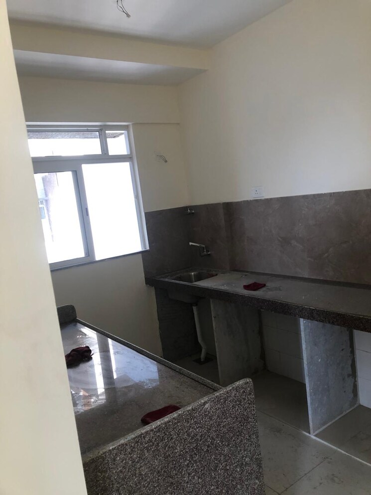Rental 3 Bedroom 860 Sq.Ft. Apartment in Godrej Nest Kandivali ...