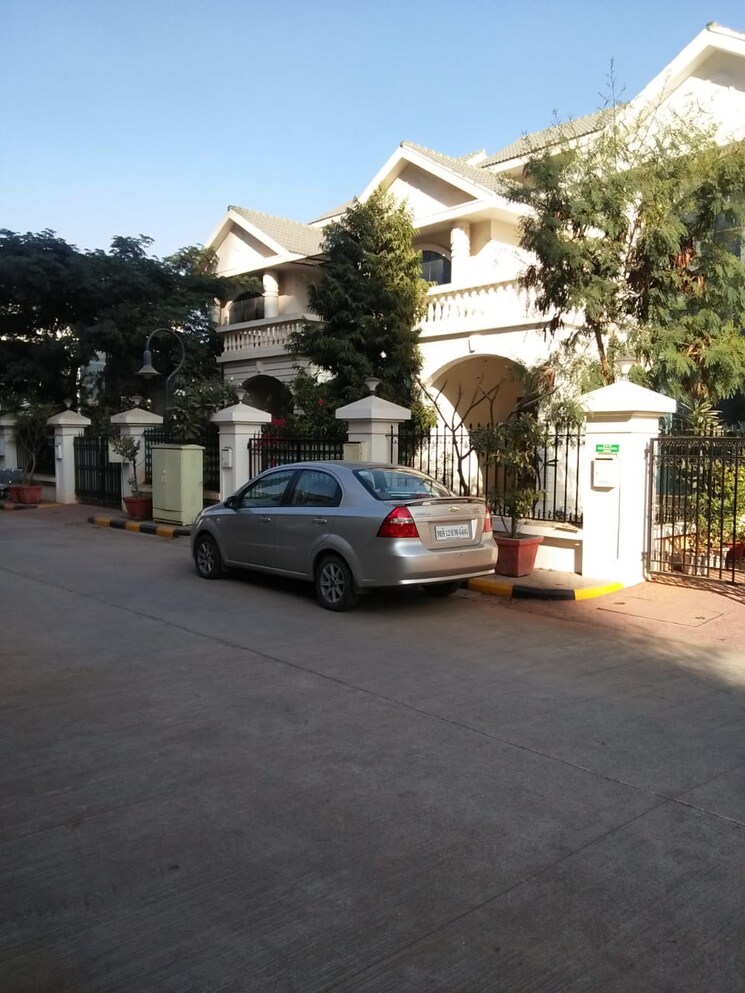 Rental 3 Bedroom 2000 Sq.Ft. Villa in Dorabjee Paradise Building A&B ...