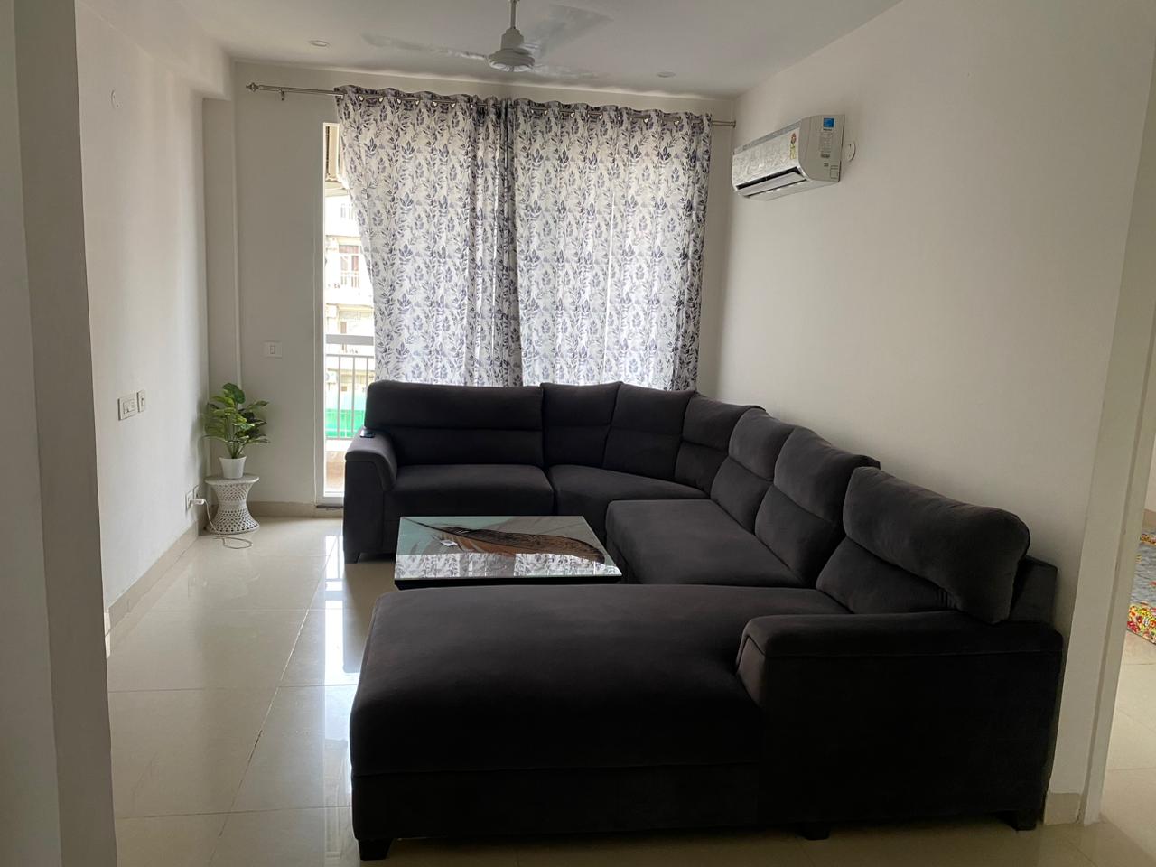 Rental 3 Bedroom 1100 Sq.Ft. Apartment in Maxxus Elanza, International ...