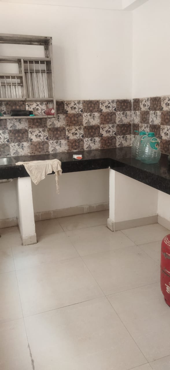 Resale 1 Bedroom 365 Sq.Ft. Apartment in Signature Global Synera ...