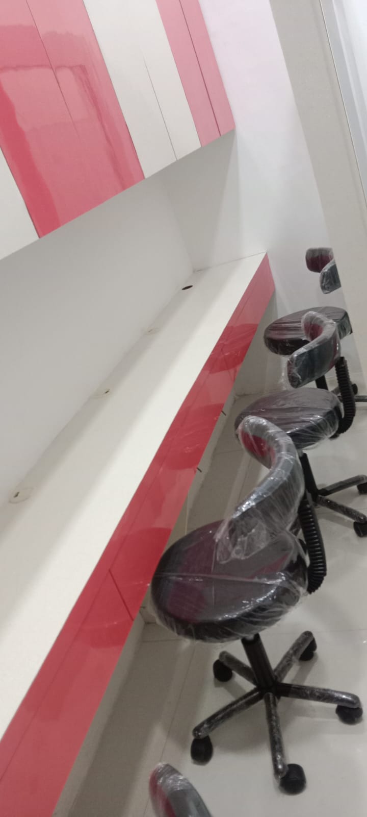 Rental Commercial Office Space 110 Sq.Ft. in Express Zone, Malad East ...