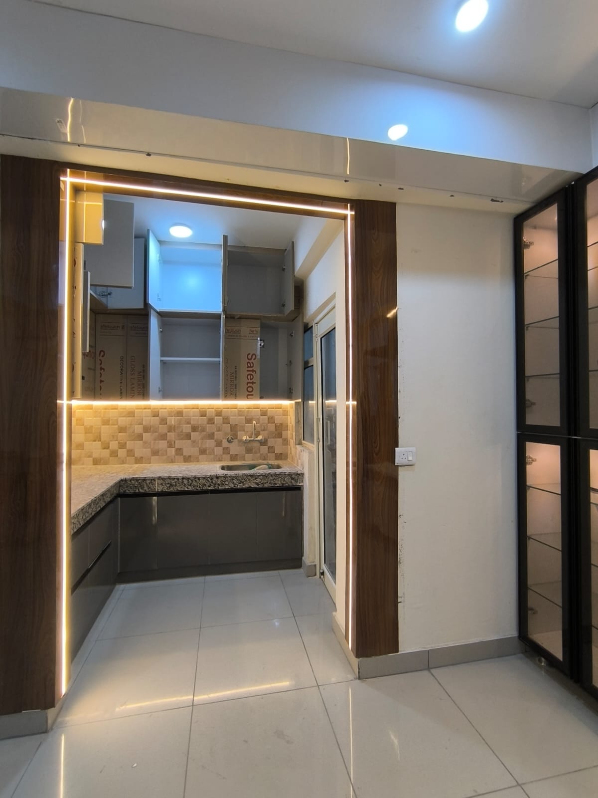 Resale 2 Bedroom 890 Sq.Ft. Apartment in Supertech Eco Village II, Noida Ext Sector 16b Greater ...