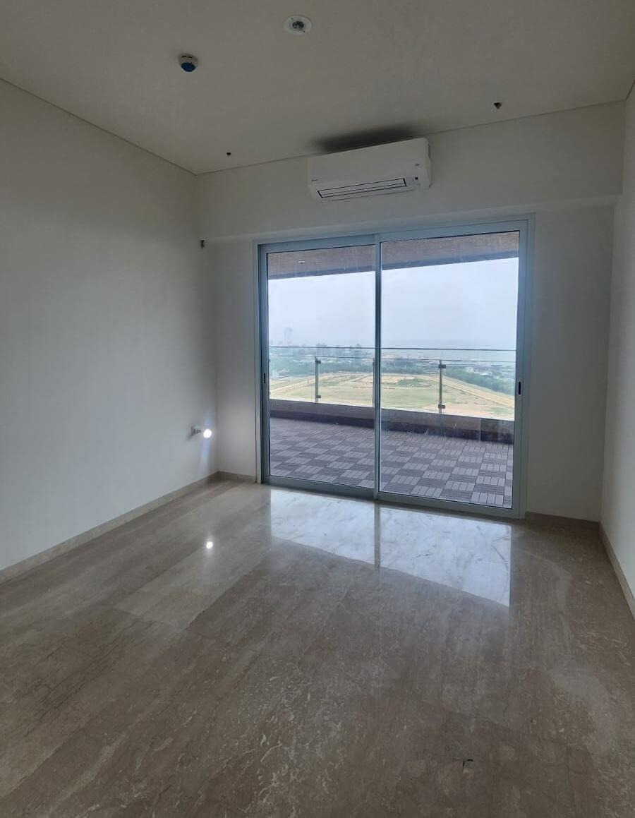 Resale 3 Bedroom 1850 Sq.Ft. Apartment in Lokhandwala Minerva Mahalaxmi ...