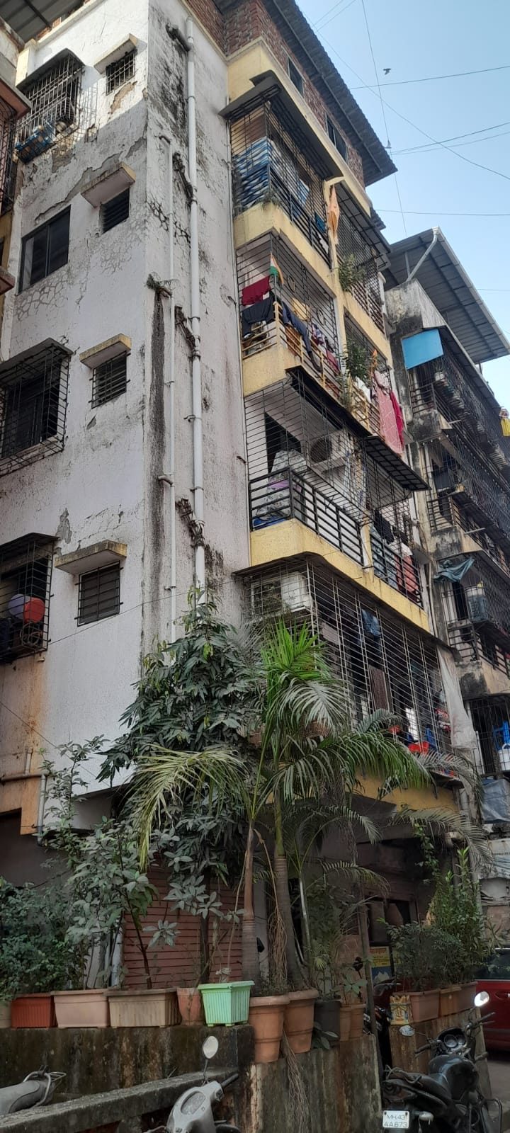 Resale 1 Bedroom 550 Sq.Ft. Apartment in Cbd Belapur Sector 22 Navi ...