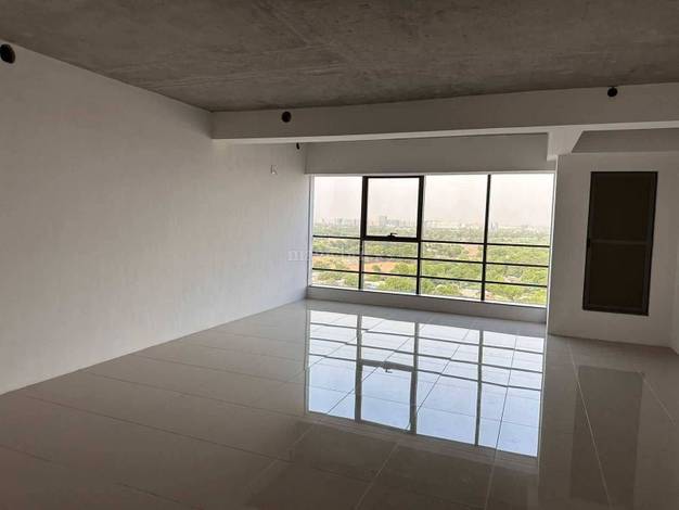 Rental Commercial Office Space 747 Sq.Ft. in Swati Trinity, Shela ...