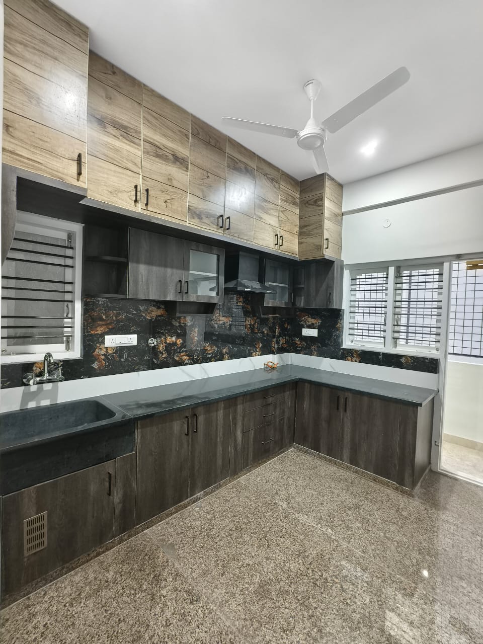 Rental 1 Bedroom 650 Sq.Ft. Builder Floor in Hsr Layout Bangalore - 8023294