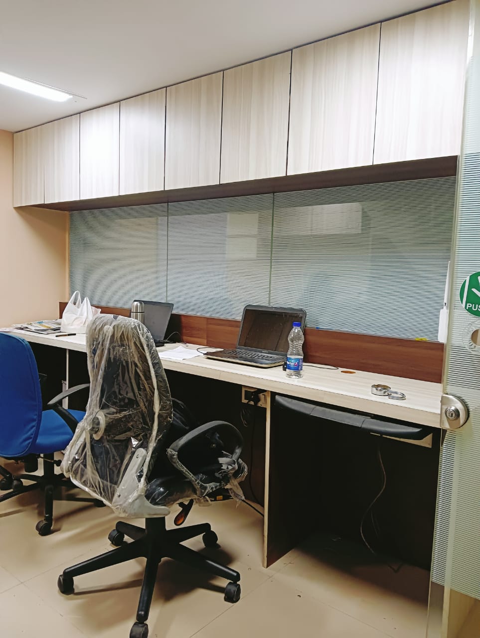 Rental Commercial Office Space 210 Sq.Ft. in Haware Fantasia, Sector 28 ...