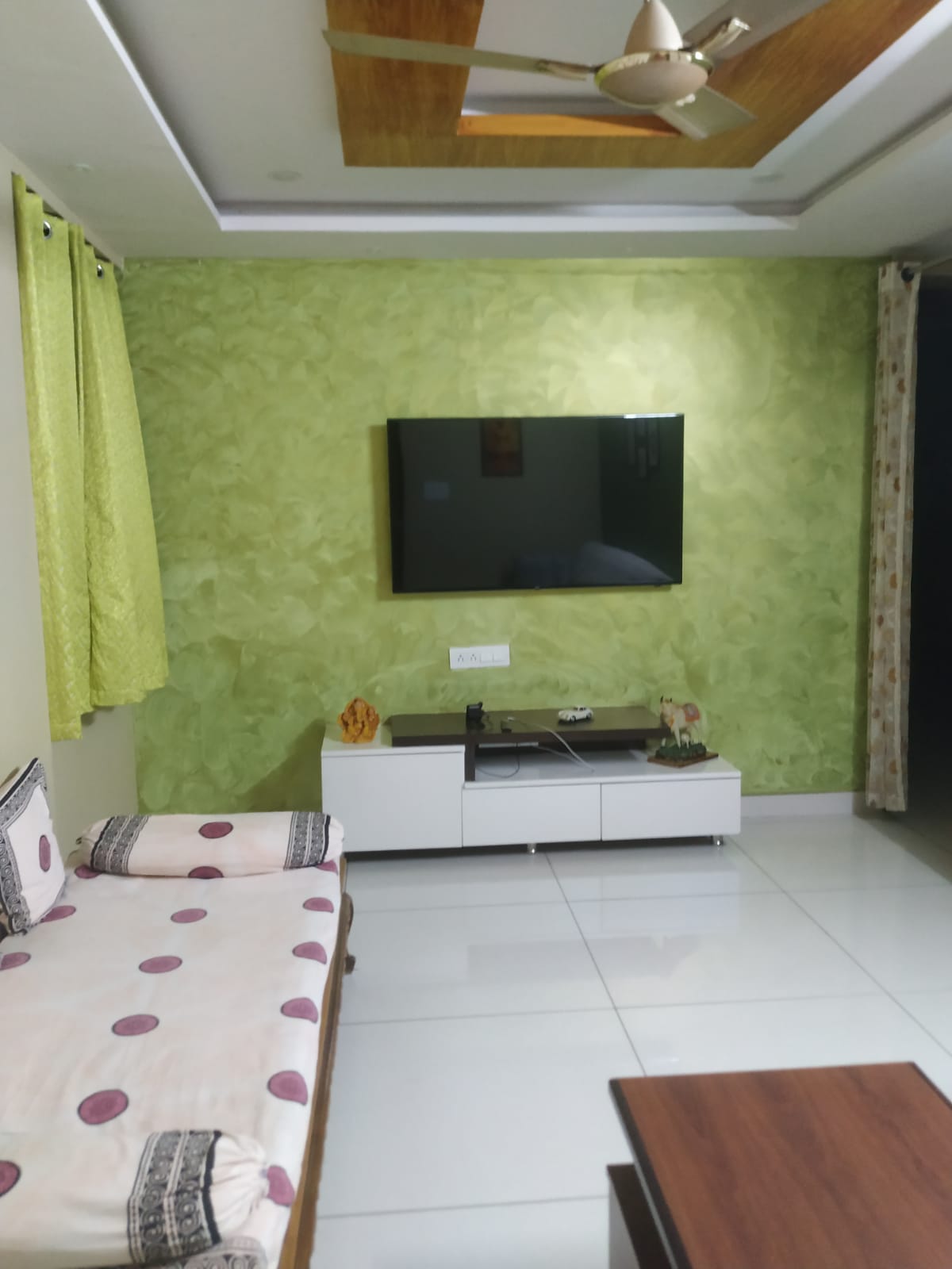 Resale 3 Bedroom 1250 Sq.Ft. Apartment in Yendada Vizag - 8030198