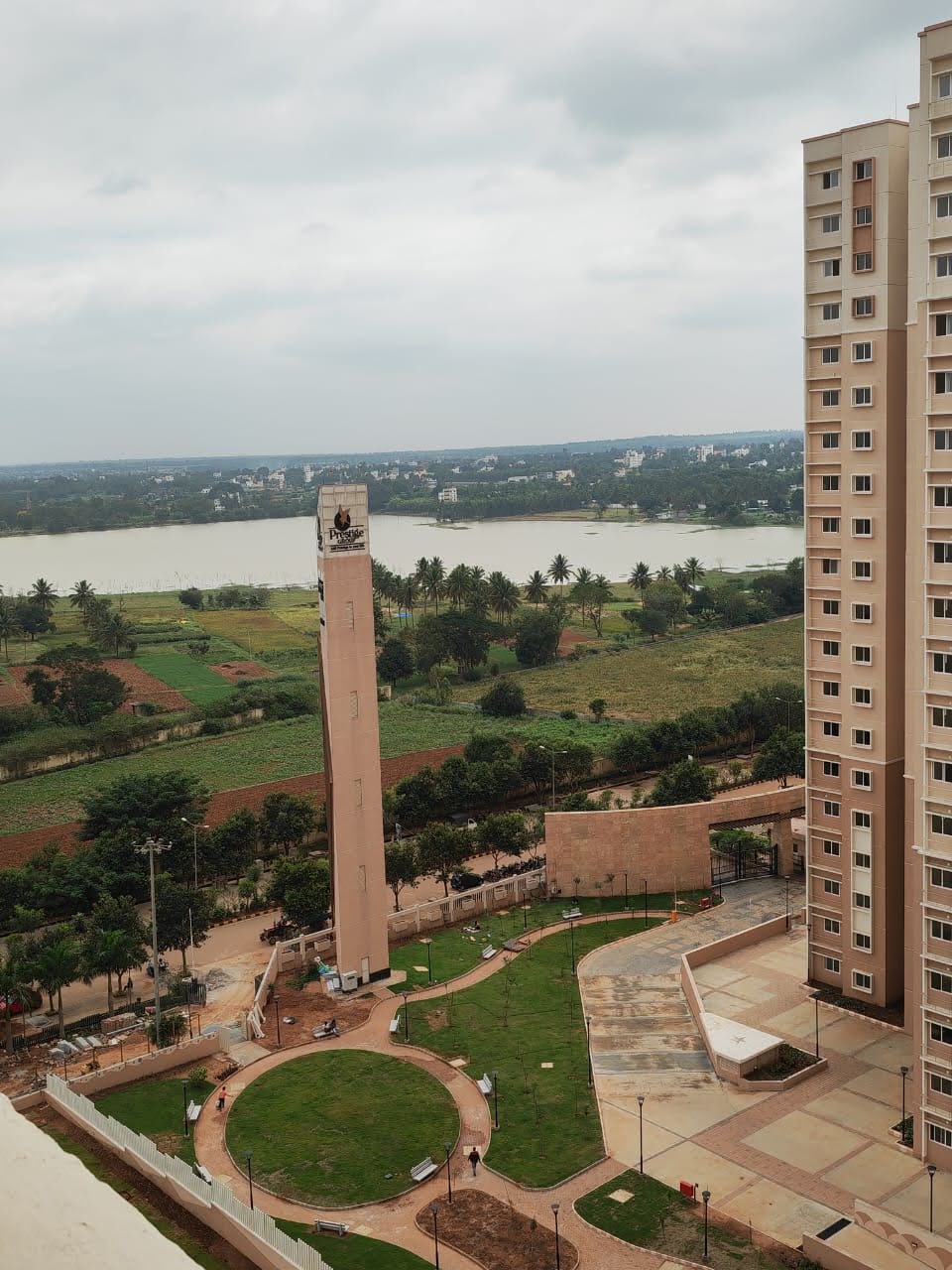 Resale 2 Bedroom 994 Sq.Ft. Apartment in Prestige Finsbury Park Hyde ...