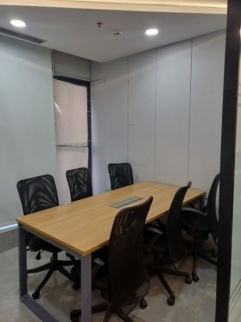 Rental Commercial Office Space 2439 Sq.Ft. in Sector 18 Gurgaon - 8036134