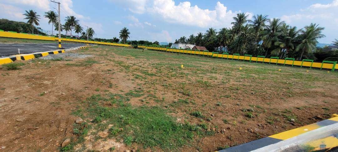Resale 900 Sq.Ft. Plot in Hasthampatti Salem - 8046842