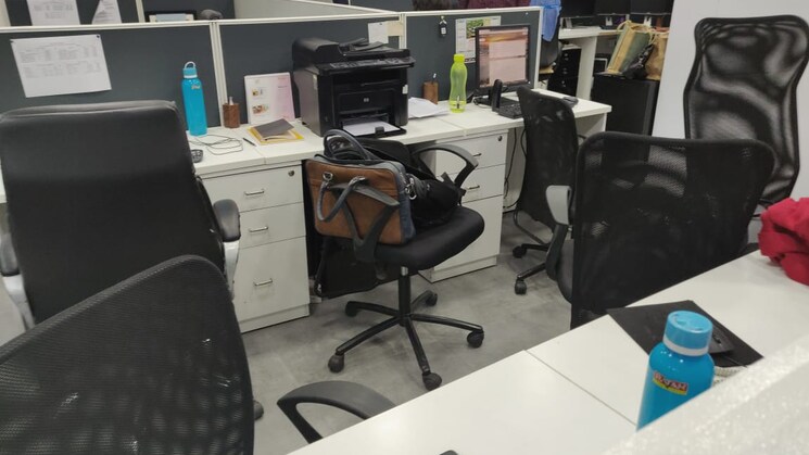 Rental Commercial Office Space 1550 Sq Ft In Omkar The Summit Business