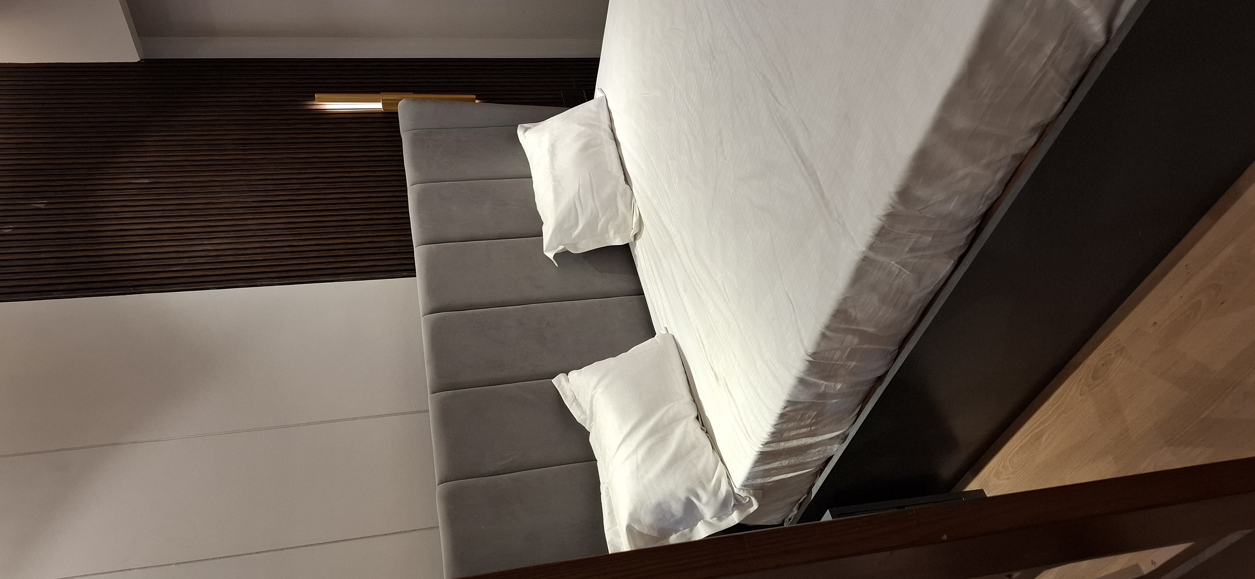 Rental Studio 640 Sq.Ft. Penthouse in Galaxy Blue Sapphire Plaza ...