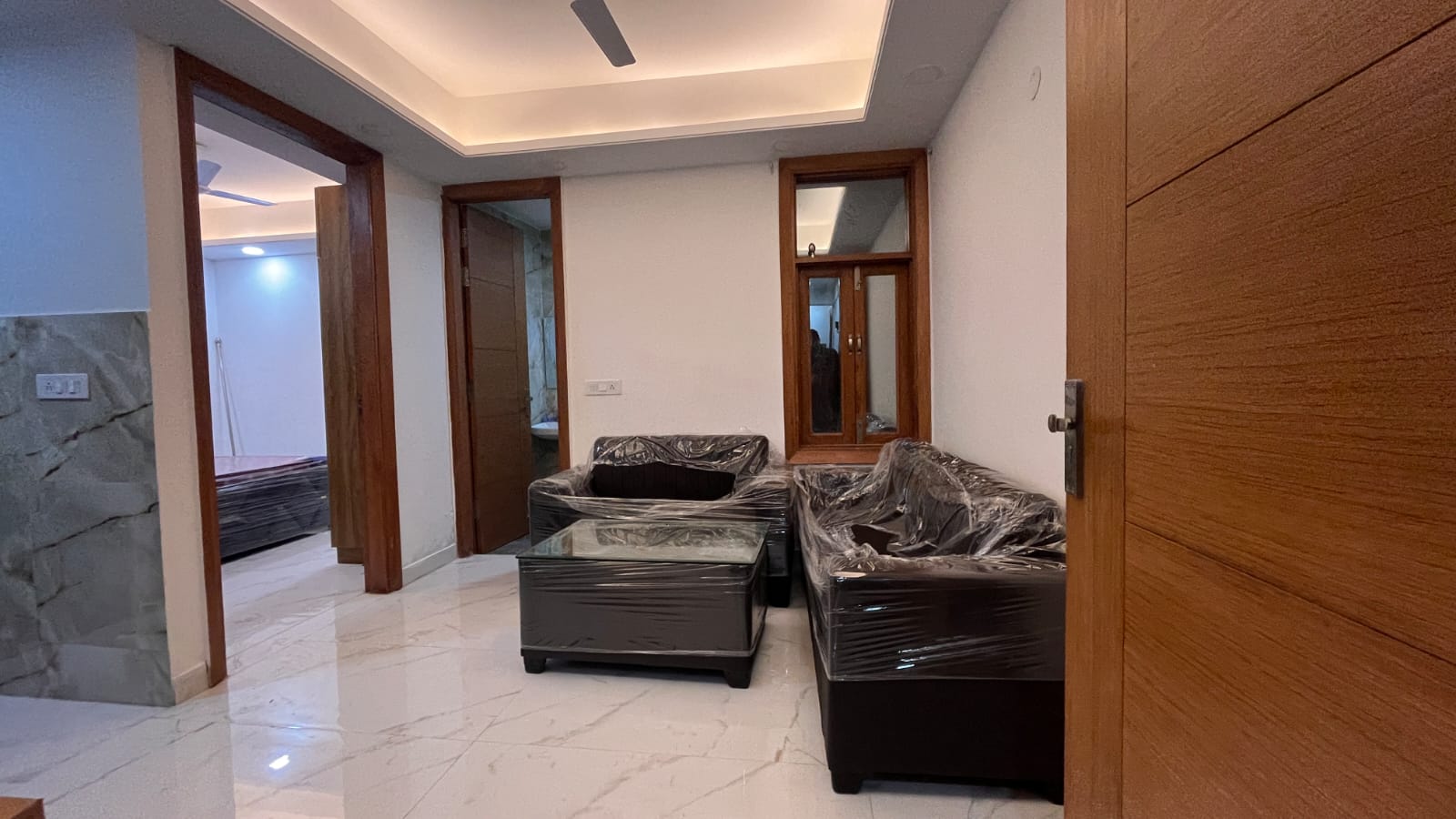 Rental 1 Bedroom 450 Sq.Ft. Builder Floor in Saket Delhi - 8135486