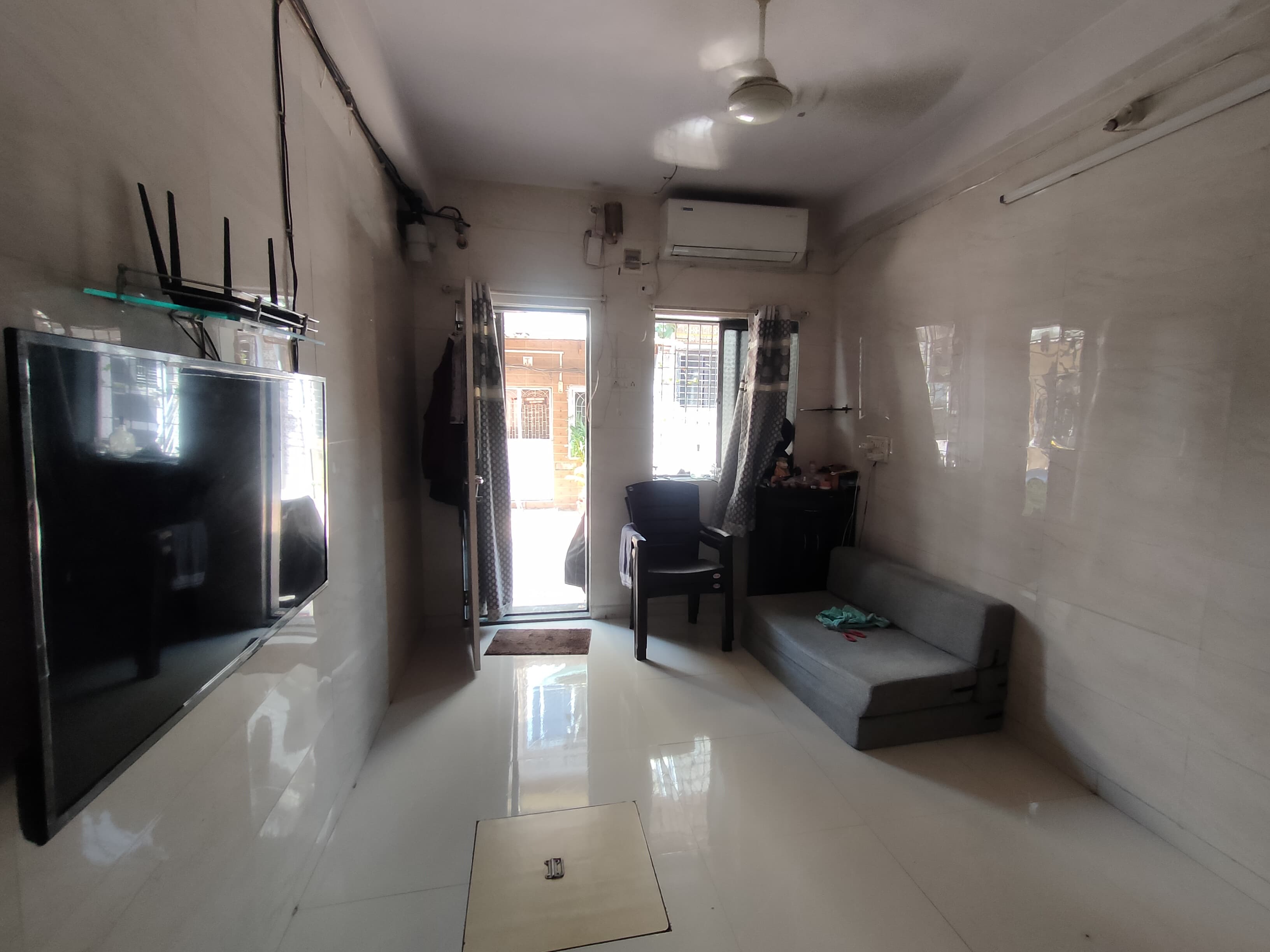 Resale 2 Bedroom 500 Sq.Ft. Independent House in Sector 4 Charkop ...
