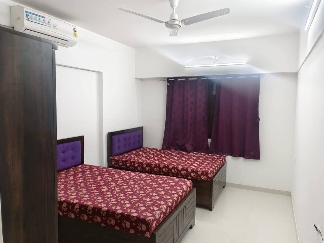 Shiv Dham Complex Pg for Boys & Girls, Hostels in Dindoshi, Mumbai ...