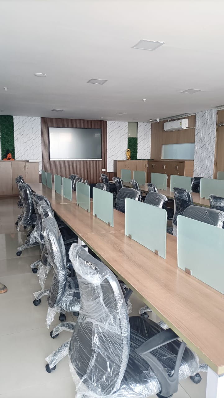 Rental Commercial Office Space 2300 Sq.Ft. in BSEL Tech Park, Sector 30 ...
