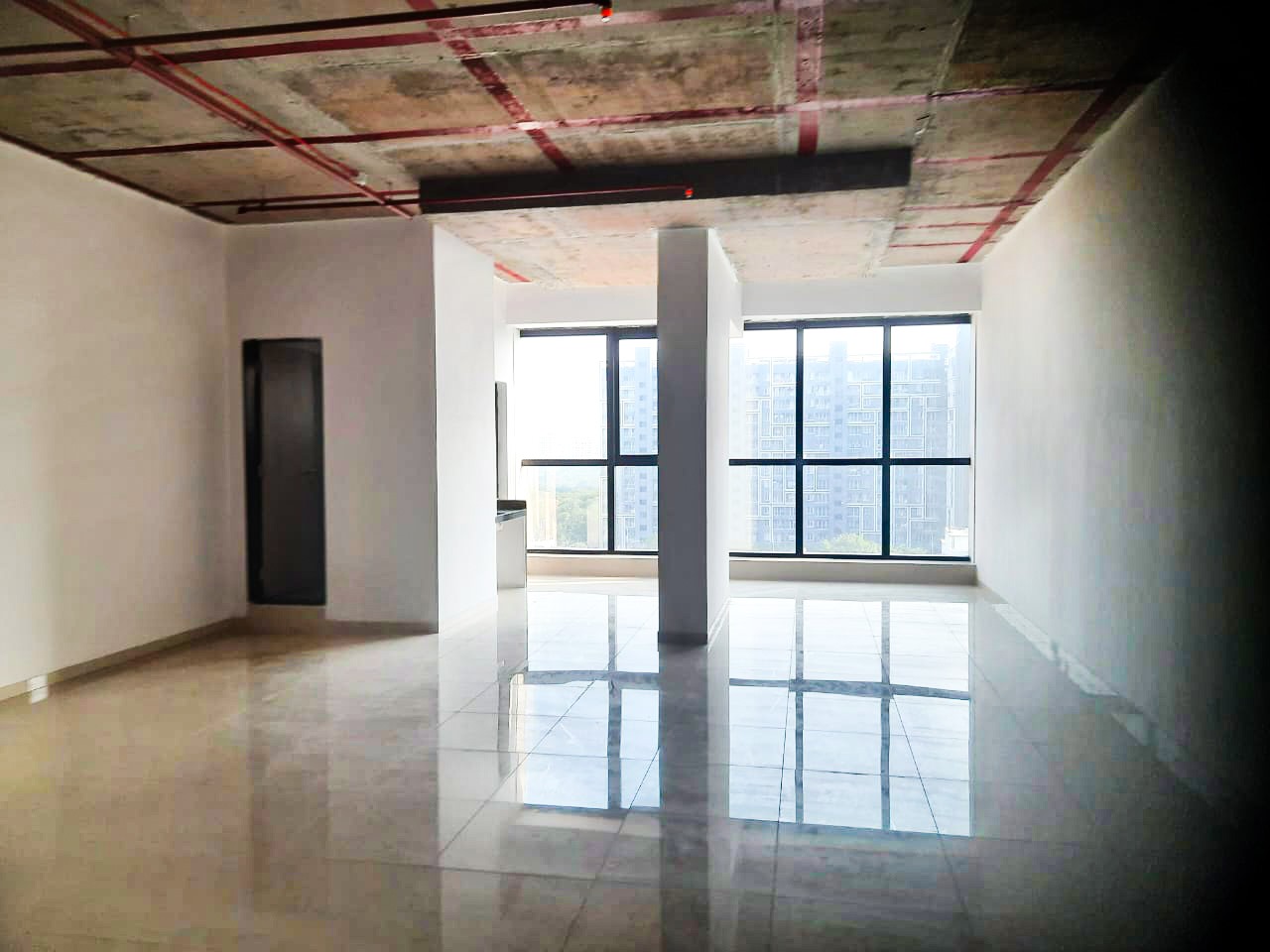 Rental Commercial Office Space 750 Sq.Ft. in The Platinum Towers ...