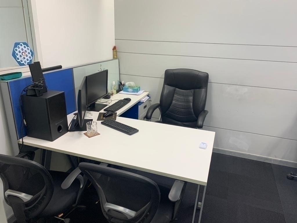Rental Commercial Office Space 1700 Sq.Ft. in Sector 26 Gurgaon - 8218344