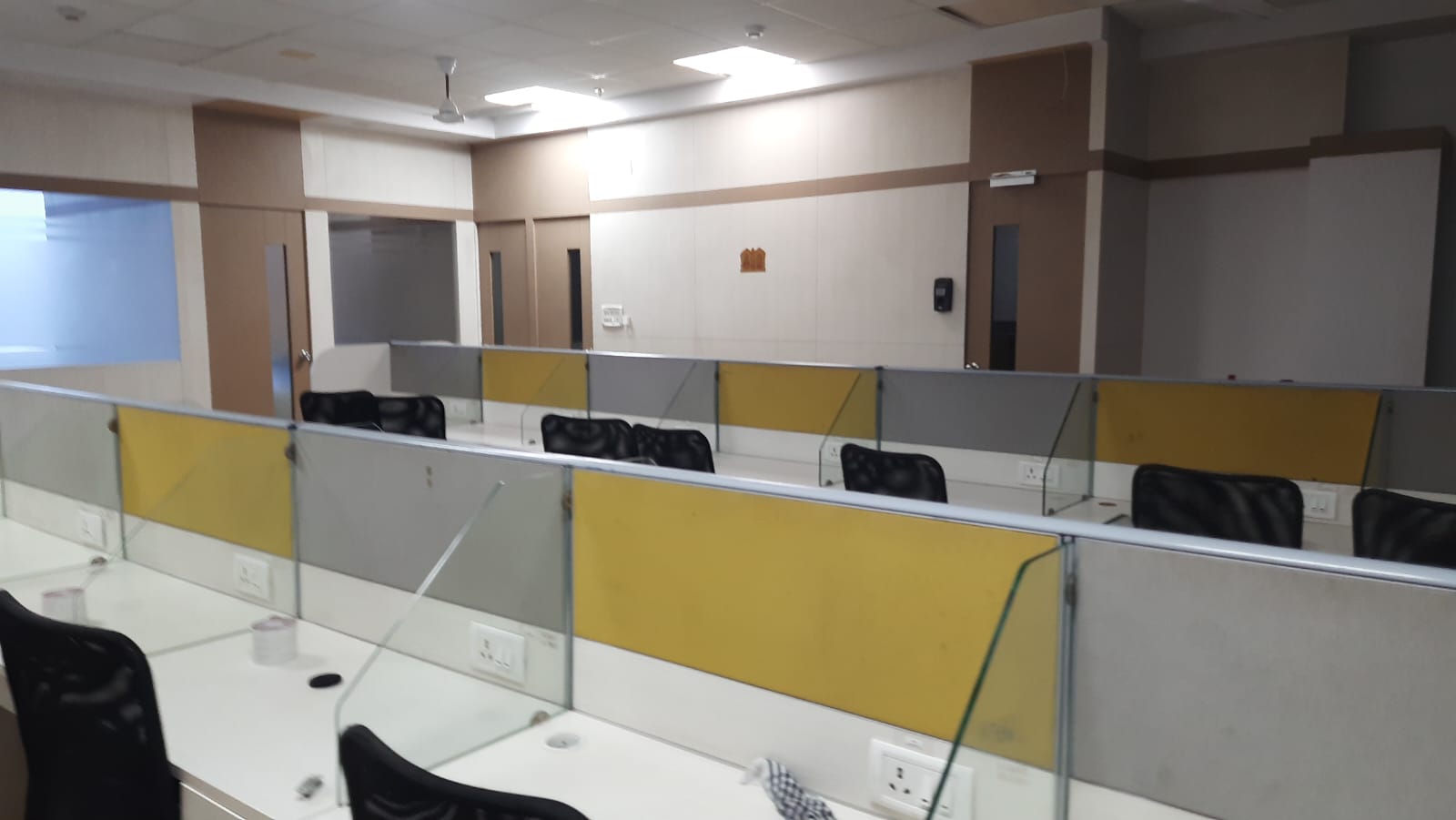 Rental Commercial Office Space 1250 Sq.Ft. in BSEL Tech Park, Sector 30 ...