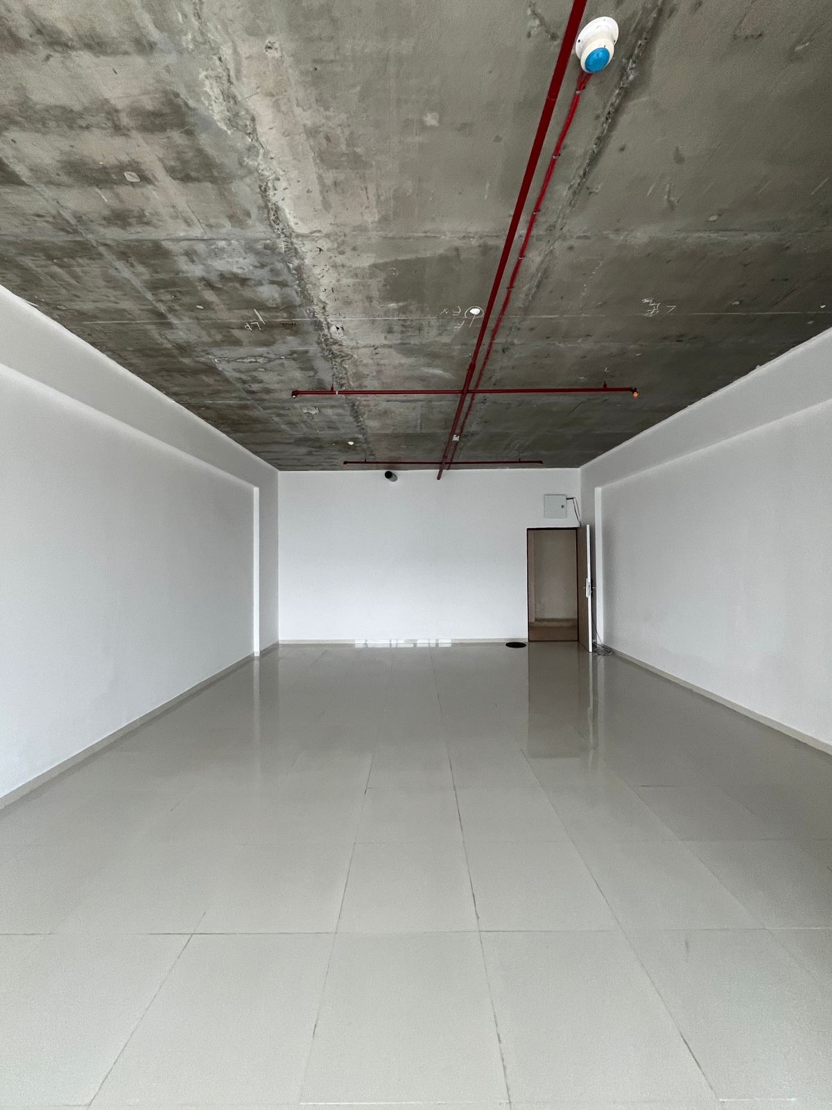 Resale Commercial Office Space 710 Sq.Ft. in The Platinum Towers ...